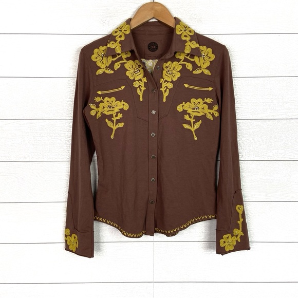 Double D Ranch | Tops | Double D Ranch Western Embroidered Button ...